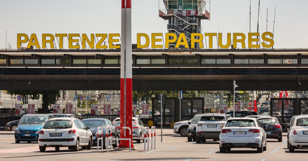 American Airlines Expands: New Milan to Philadelphia Route - Passport News