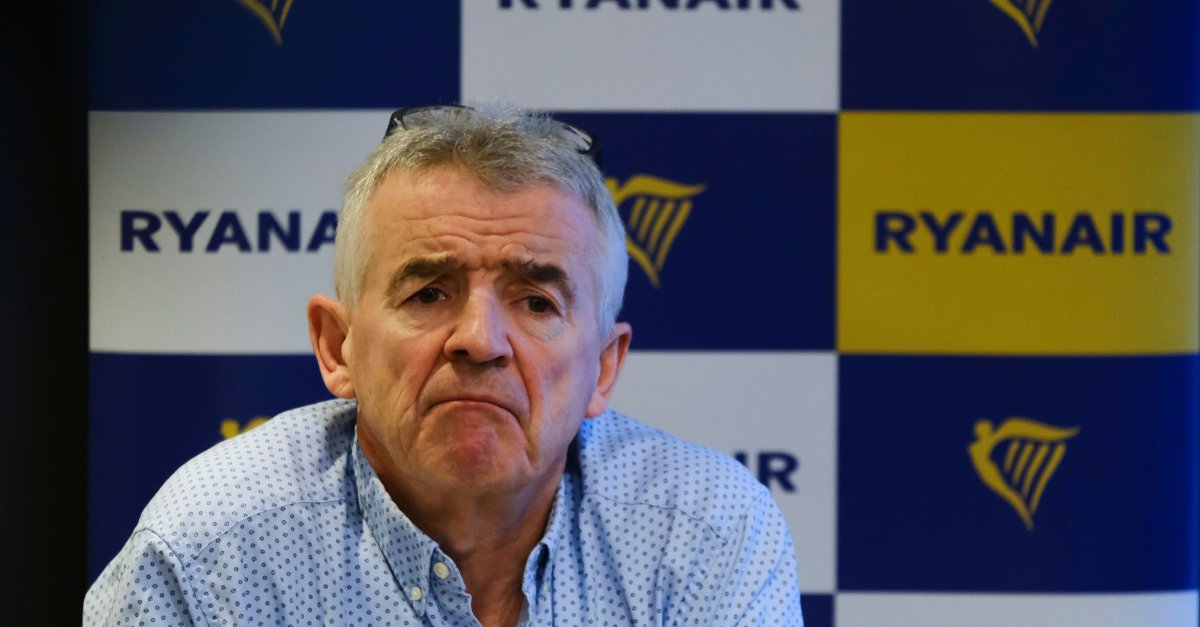 Ryanair CEO Sparks Controversy: "We'll Encourage Staff to Catch ...