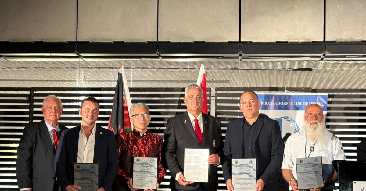 Adi Azoulay Named International Businessman of the Year in 2025 ...